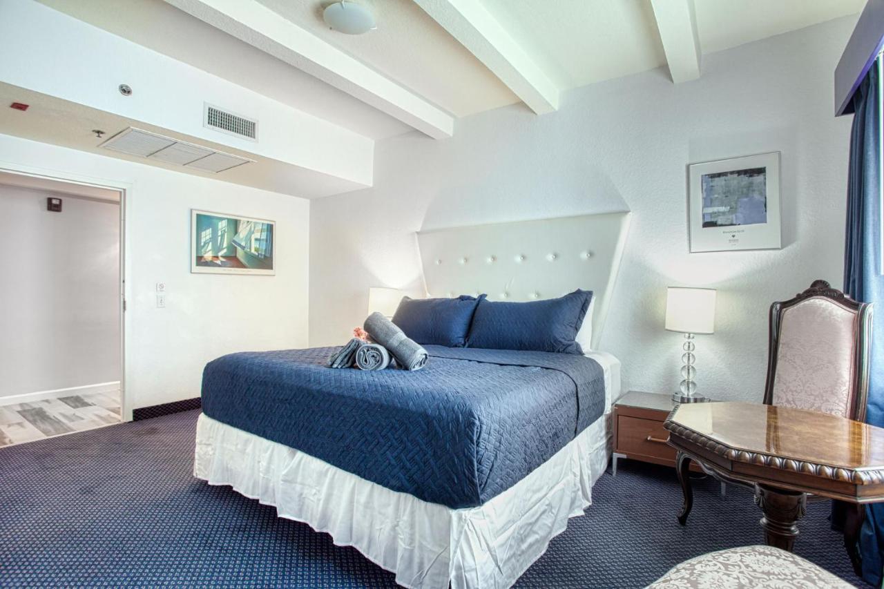 OCEAN SPRAY HOTEL BY RABBU ··· Florida, Miami Beach ··· Great Deals ...