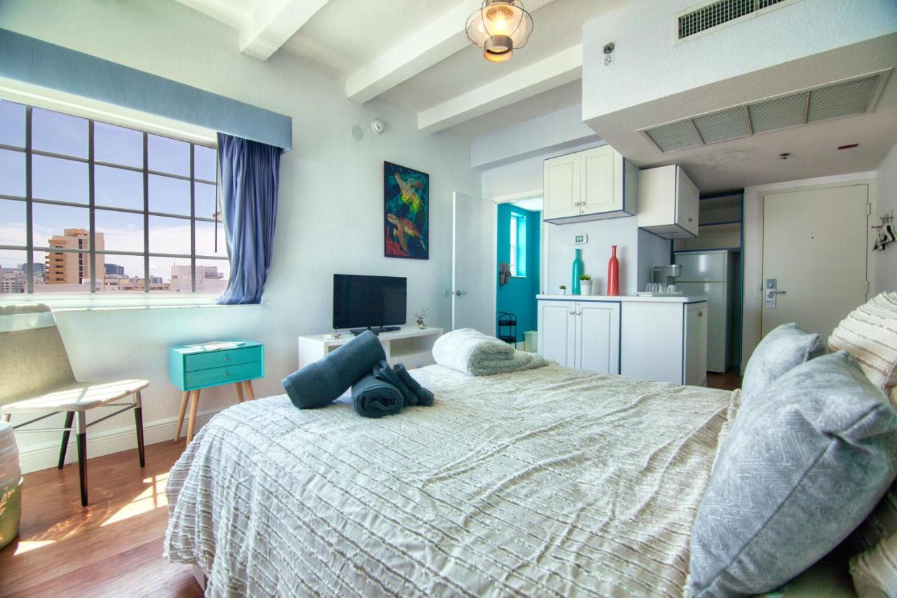 OCEAN SPRAY HOTEL BY RABBU ··· Florida, Miami Beach ··· Great Deals ...
